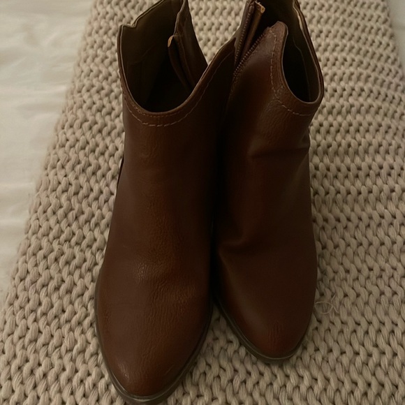 Universal Thread | Shoes | Booties | Poshmark